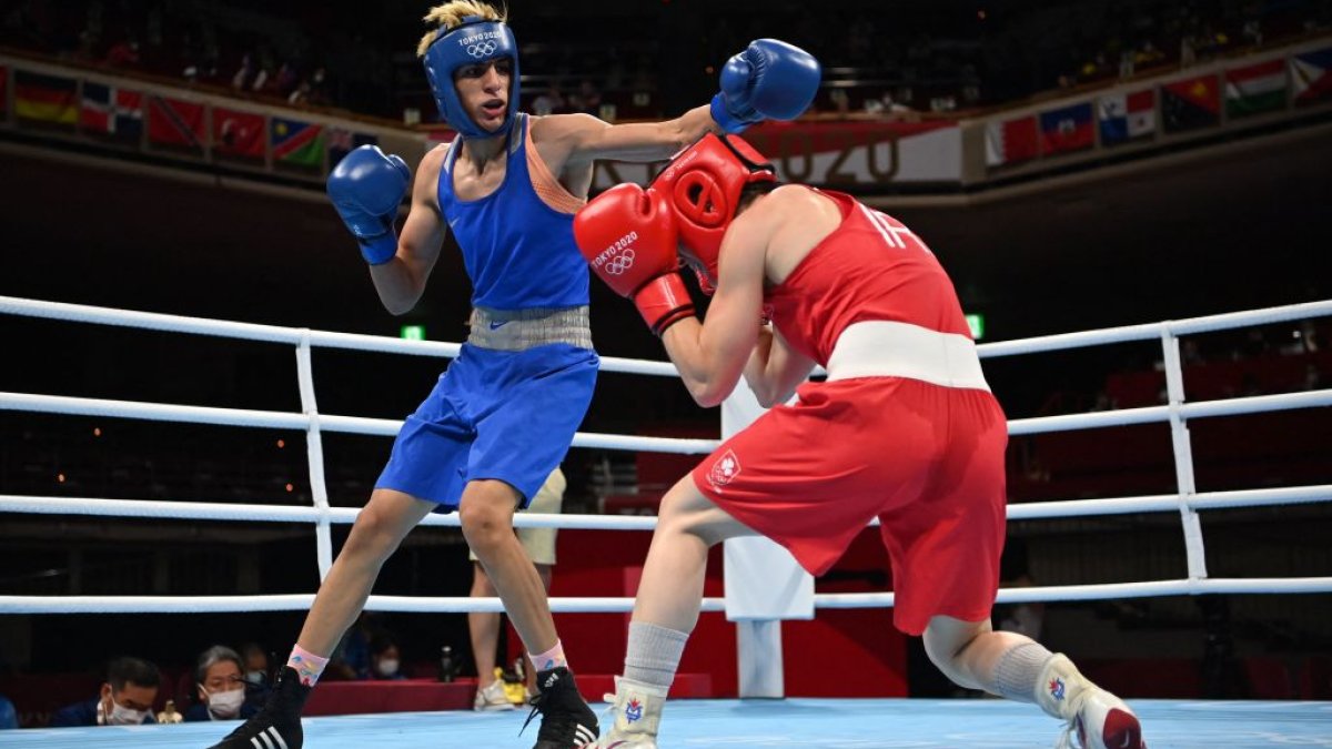 Two female boxers meet Paris Olympics rules – NBC New York