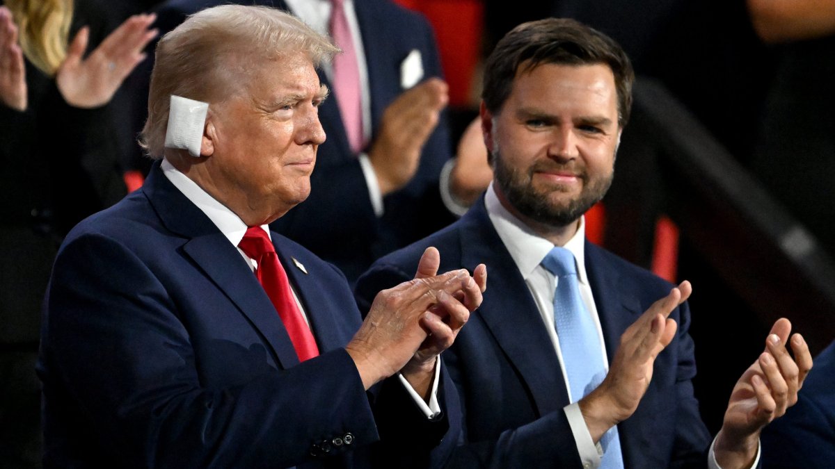 Donald Trump appears at Republican convention after assassination ...