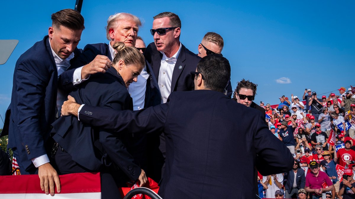 FBI confirms that a bullet struck Trump’s ear during assassination ...