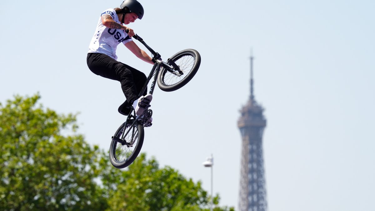 WATCH: BMX athlete Perris Benegas has amazing run – NBC New York