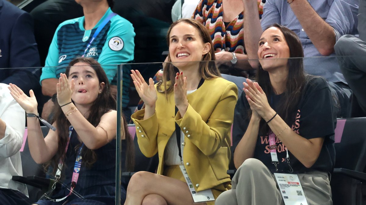 Celebrities from Michael Phelps to Nicole Kidman cheer on Team USA ...