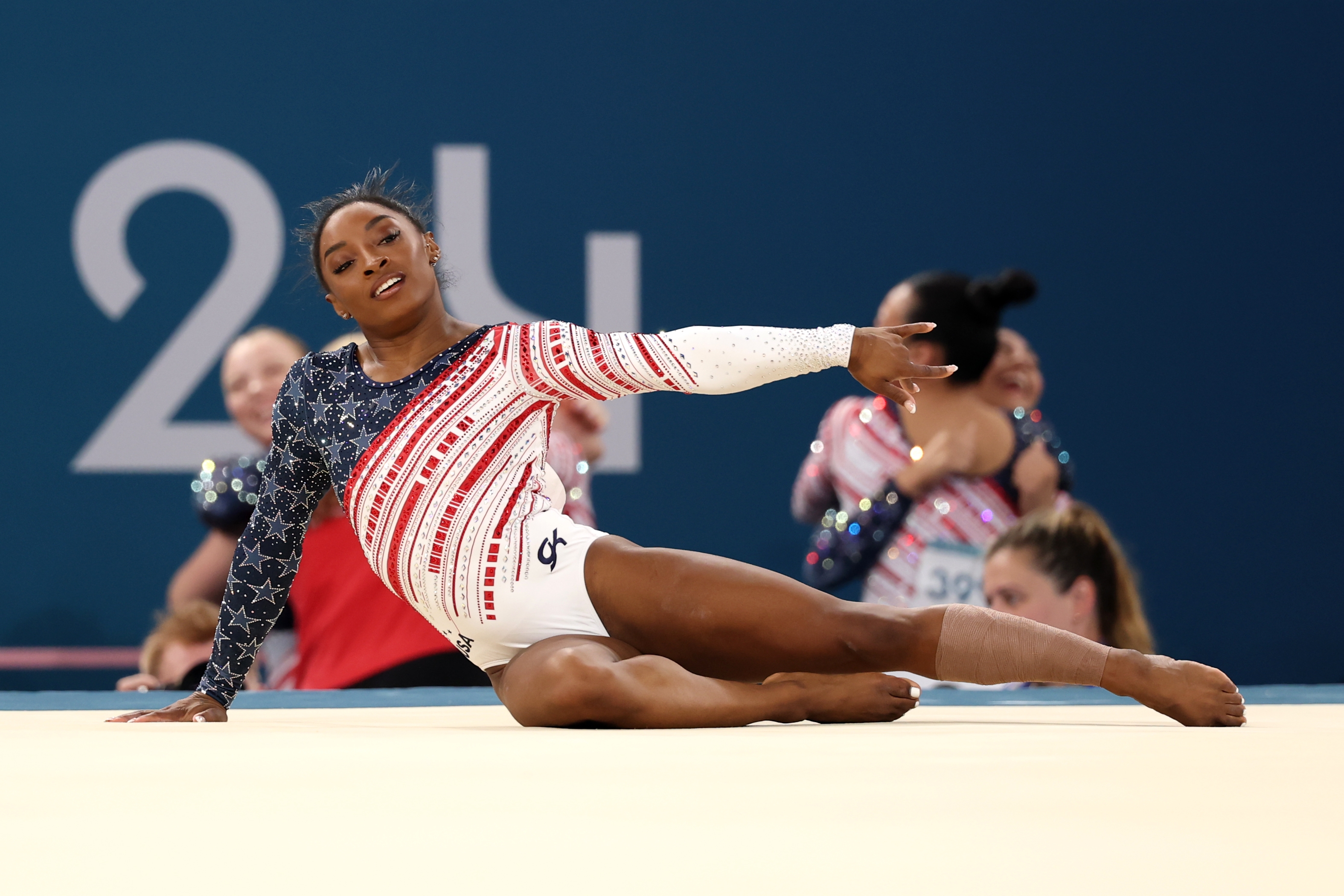 Simone Biles photos: coolest images from the women’s team final – NBC New York
