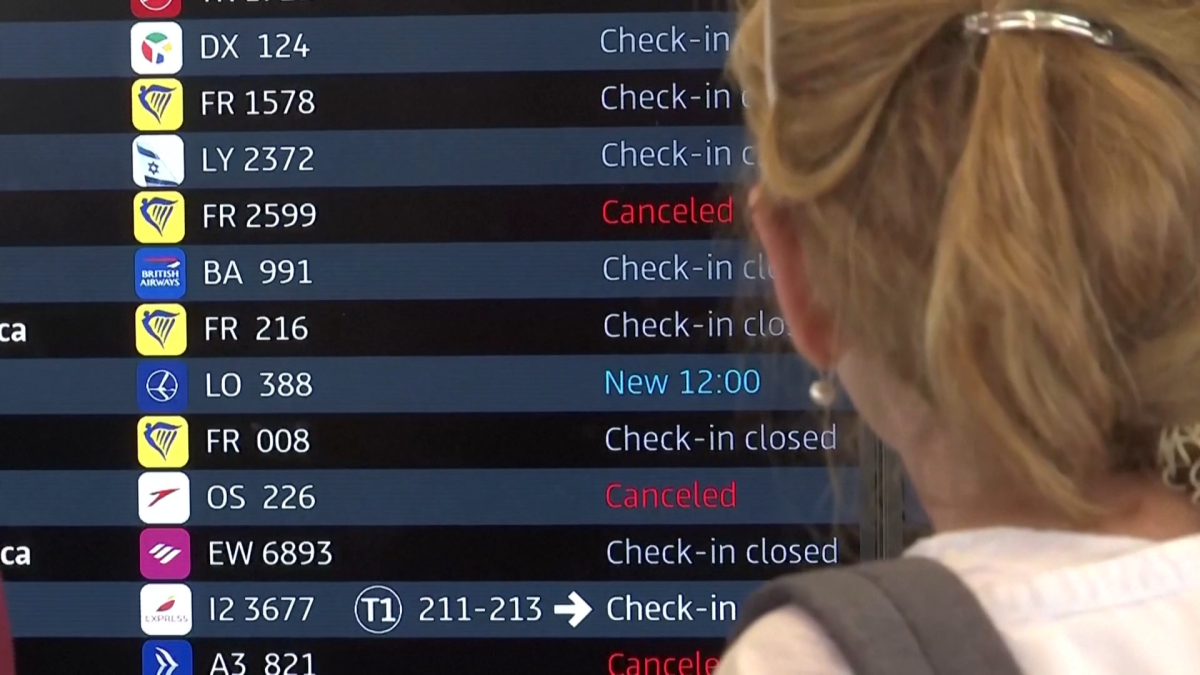 Massive IT outage disrupts flights, banks, media outlets and companies ...