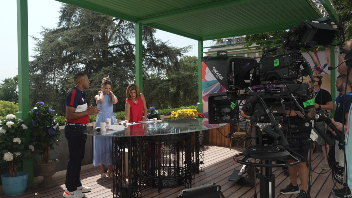 Behind the scenes of the TODAY show in Paris – NBC New York