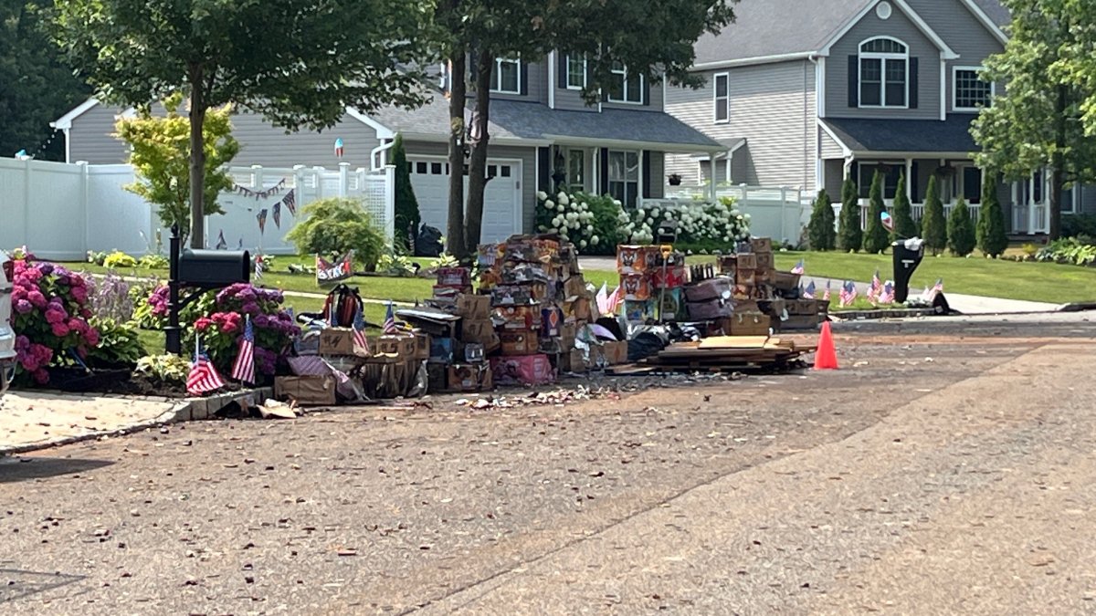 4 injured, cars damaged after Port Jefferson Station home fireworks ...