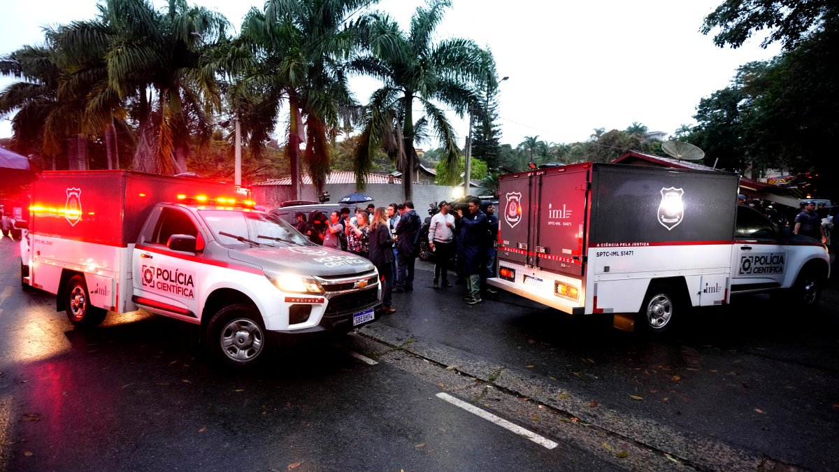 Rescuers retrieve remains of all 62 passengers in Brazil plane crash ...