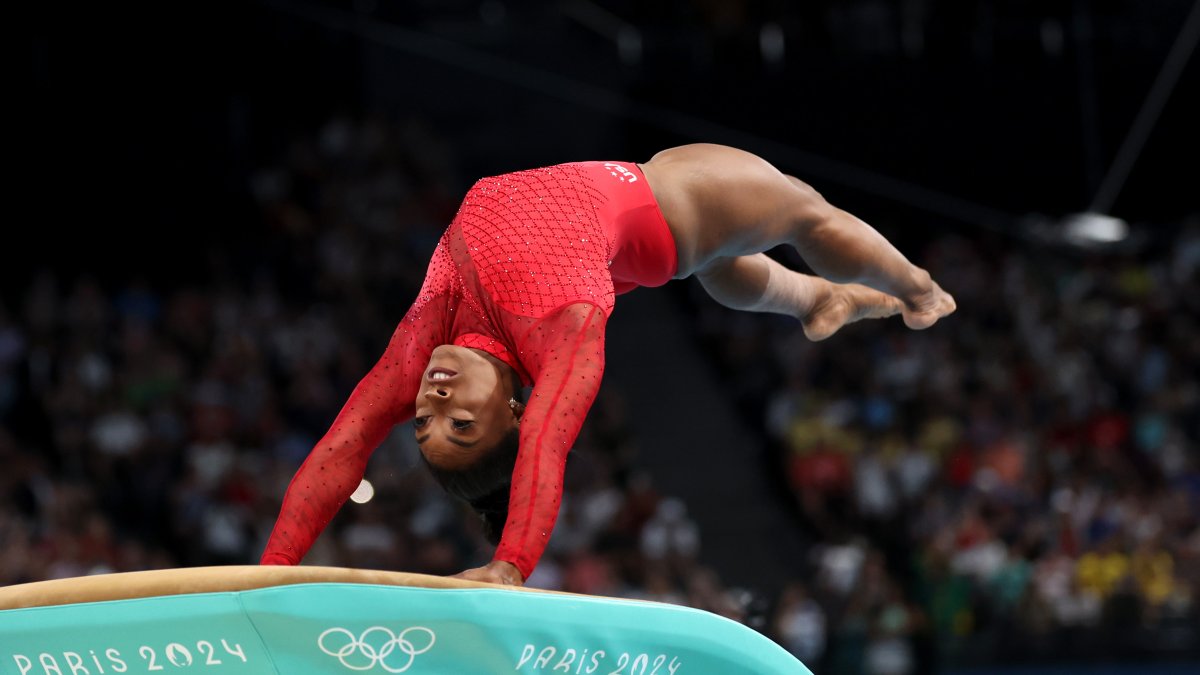 Simone Biles wins gold on vault. Watch her flips here – NBC New York