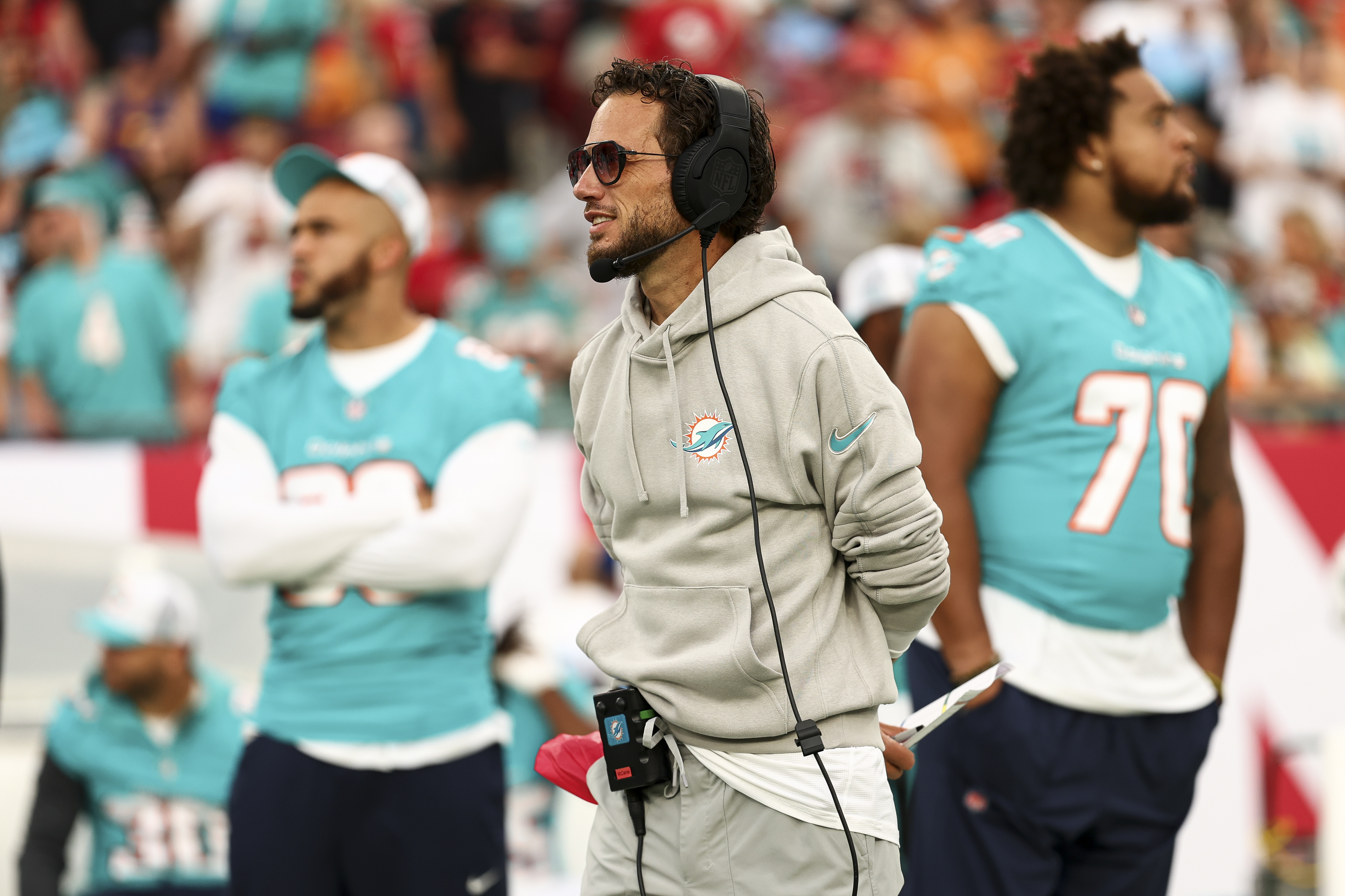 Dolphins HC Mike McDaniel signs extension through 2028: Report – NBC ...