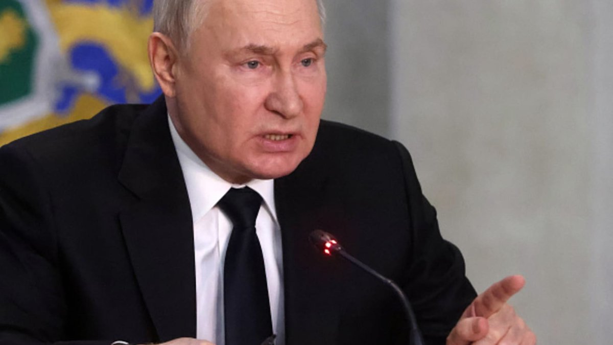 Putin reveals new rules on nuclear weapons in Russia’s latest warning ...