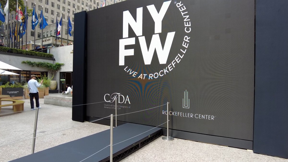 How to watch NYFW runways live at Rockefeller Center – NBC New York