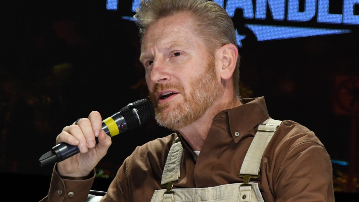 Country singer Rory Feek denies ‘cult’ ties, allegations of endangering ...