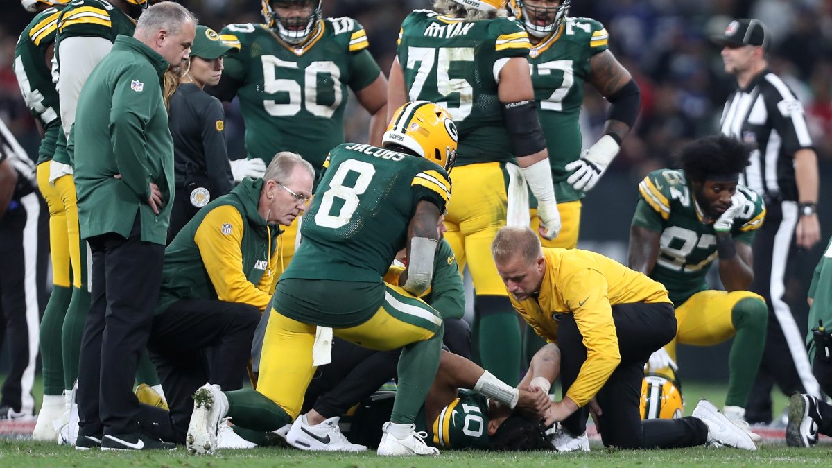 Jordan Love injury: Packers QB injured MCL, not season-ending – NBC New ...
