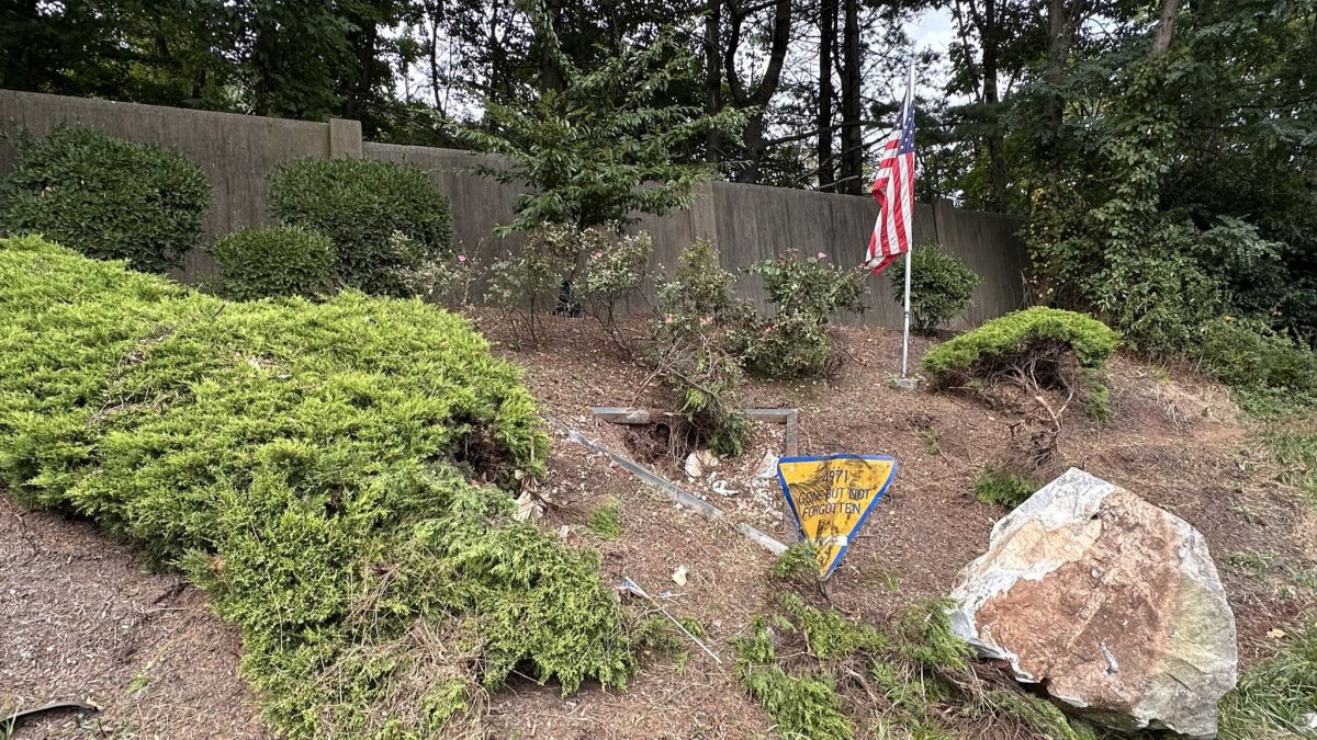 NJ trooper memorial crushed by DUI driver: police – NBC New York