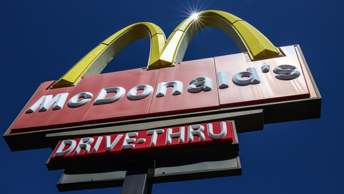 McDonald’s responds after E. coli outbreak linked to Quarter Pounders – NBC New York