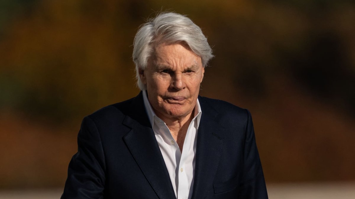 Abercrombie’s Mike Jeffries might have dementia, be unfit – NBC New York