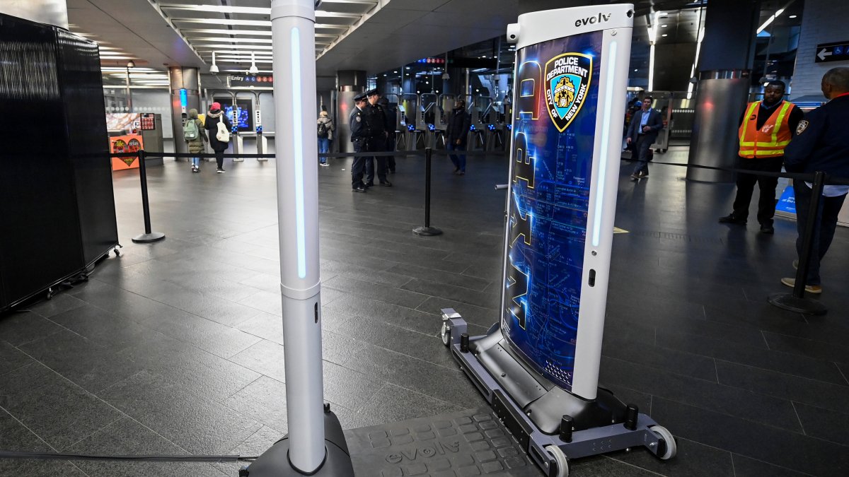 AI-powered weapons scanners in NYC subway found zero guns in month test ...