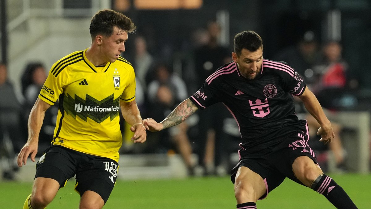 Lionel Messi leads Miami to 2024 MLS Supporters’ Shield win – NBC New York