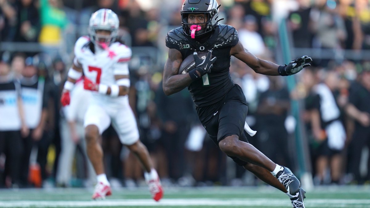 Oregon wide receiver ejected for spitting on Ohio State player – NBC ...