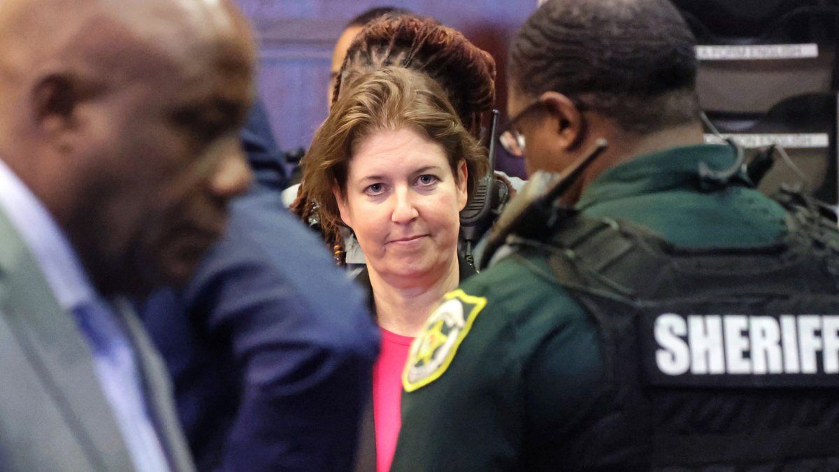 Fla. woman found guilty of murder after boyfriend dies in suitcase ...