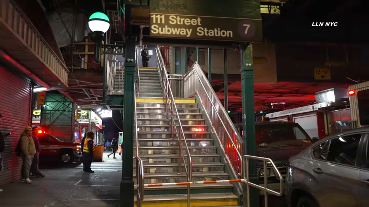Subway Surfing Kills Teenage Girl In Queens Nbc New York
