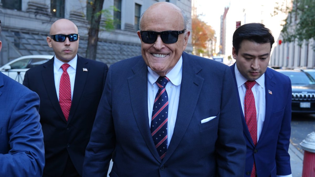 Judge threatens to hold Rudy Giuliani in contempt if he fails to ...