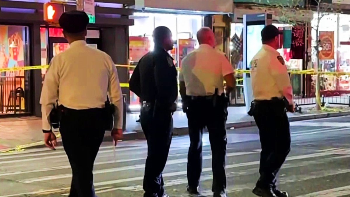 NYPD cop shot in Queens by man on lifetime parole – NBC New York