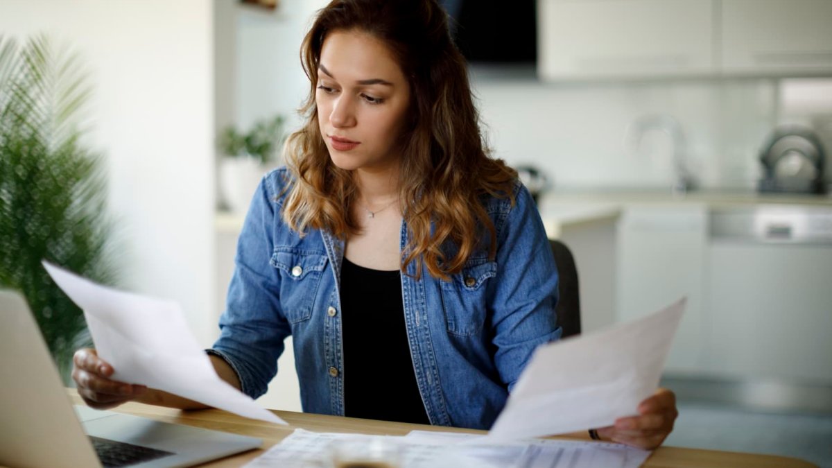 The No. 1 sign you need to pay someone else to do your taxes, says CPA ...