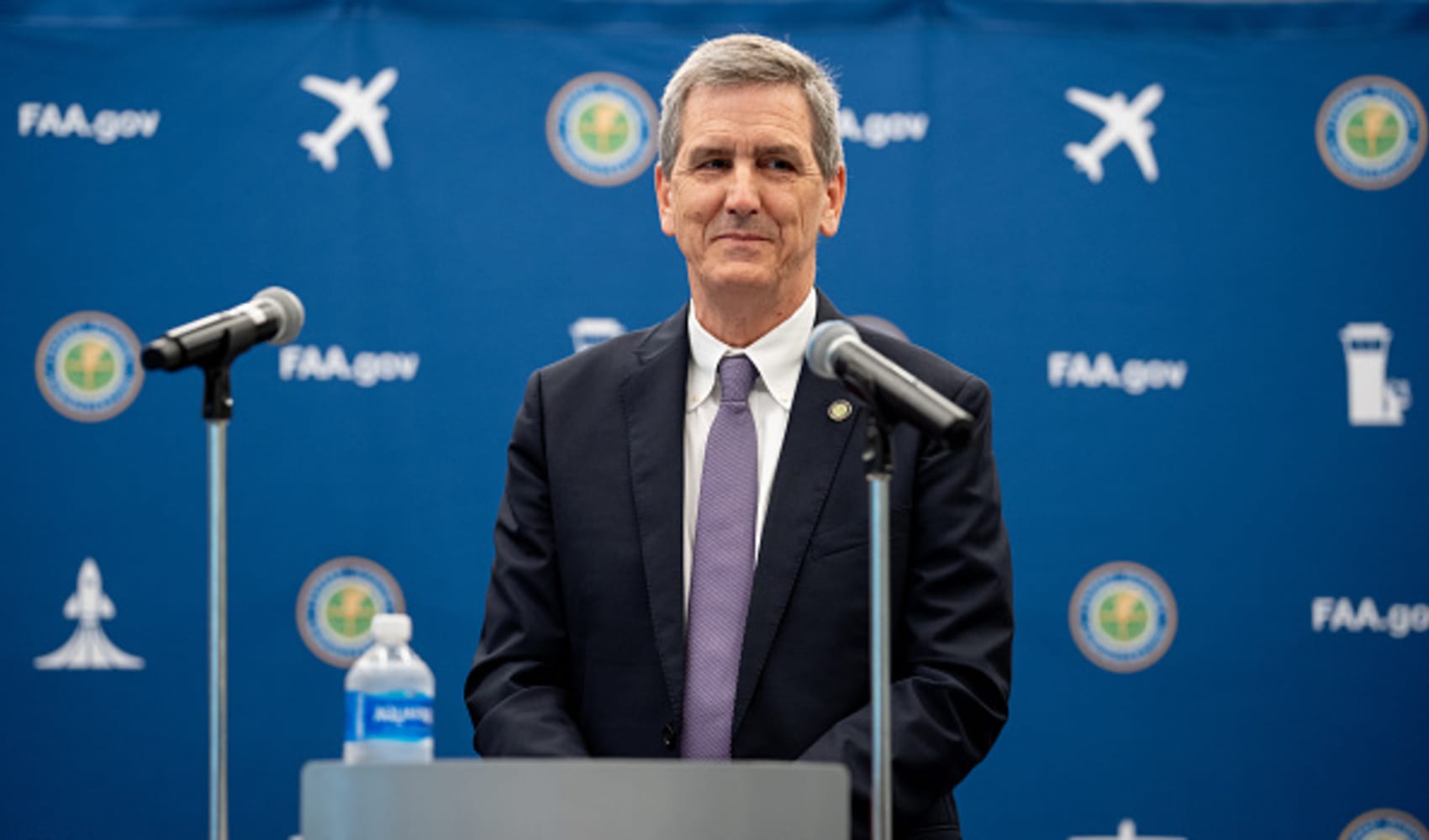 FAA head Michael Whitaker to step down Jan. 20 – NBC New York