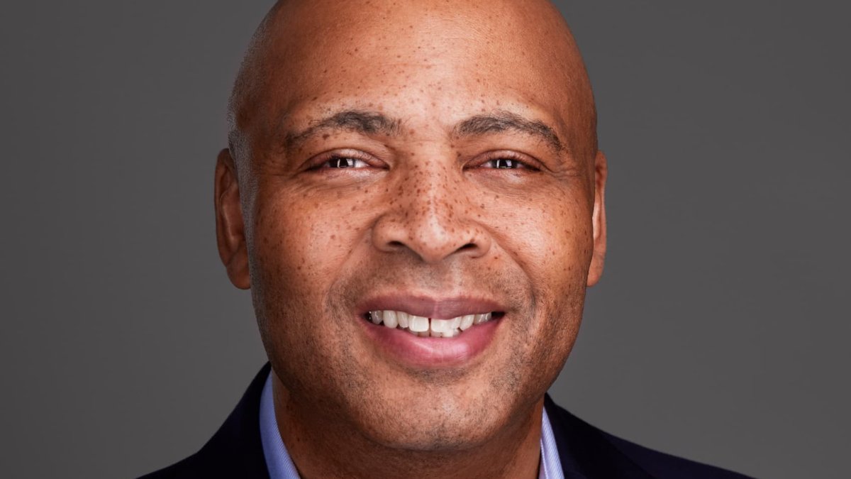 CEO of logistics giant C.H. Robinson sees opportunity in Trump tariffs ...