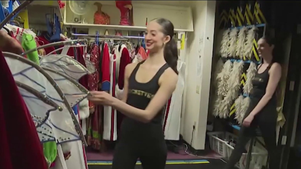 Rockettes take center stage at Radio City Music Hall – NBC New York