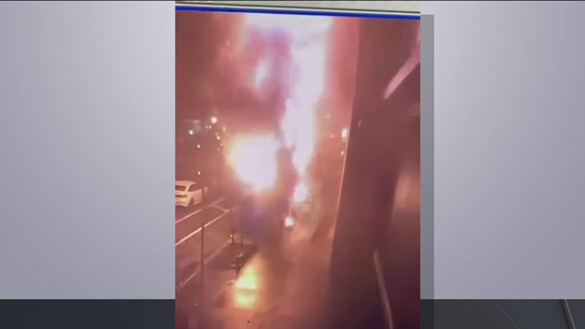 Video shows blast that knocked out NYC subway service, leaving ...