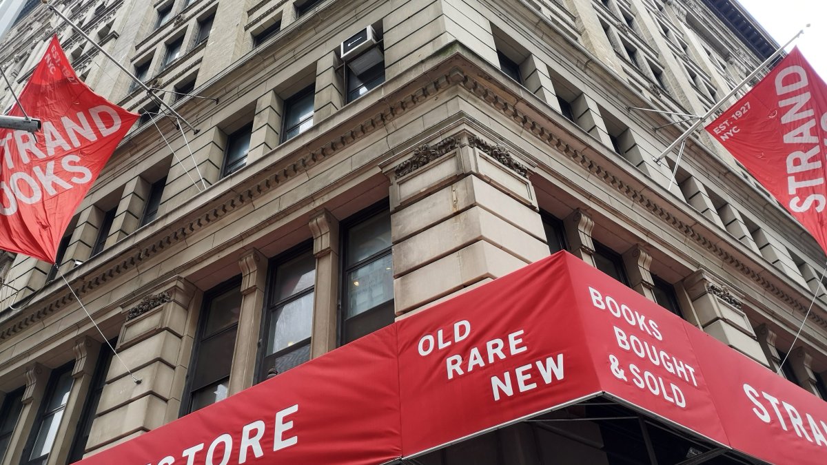 Strand union workers on strike as contract negotiations stall – NBC New ...