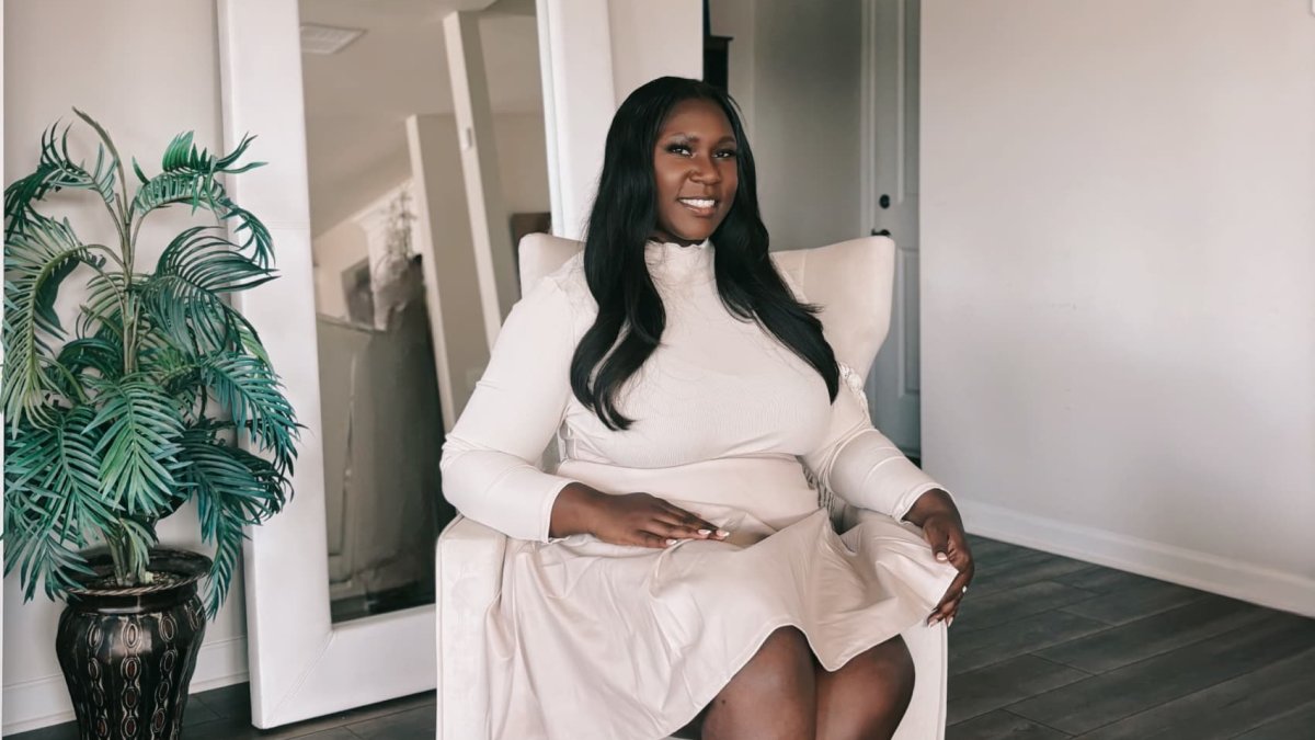 33-year-old went from working in a warehouse to earning over $100,000 ...