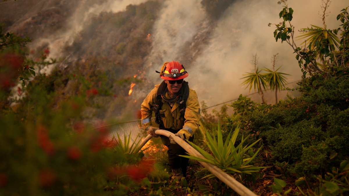Live updates: Winds expected to intensify as fight against LA fires ...