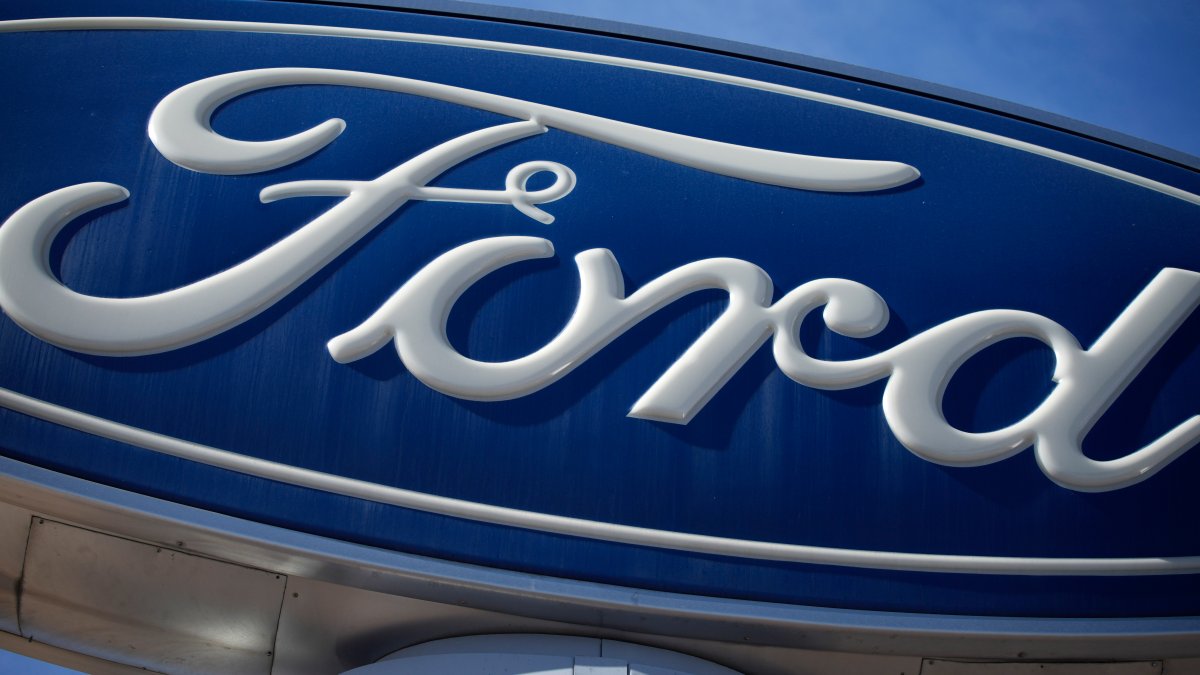 Ford recalls 1.5M vehicles over faulty rear-view cameras – NBC New York