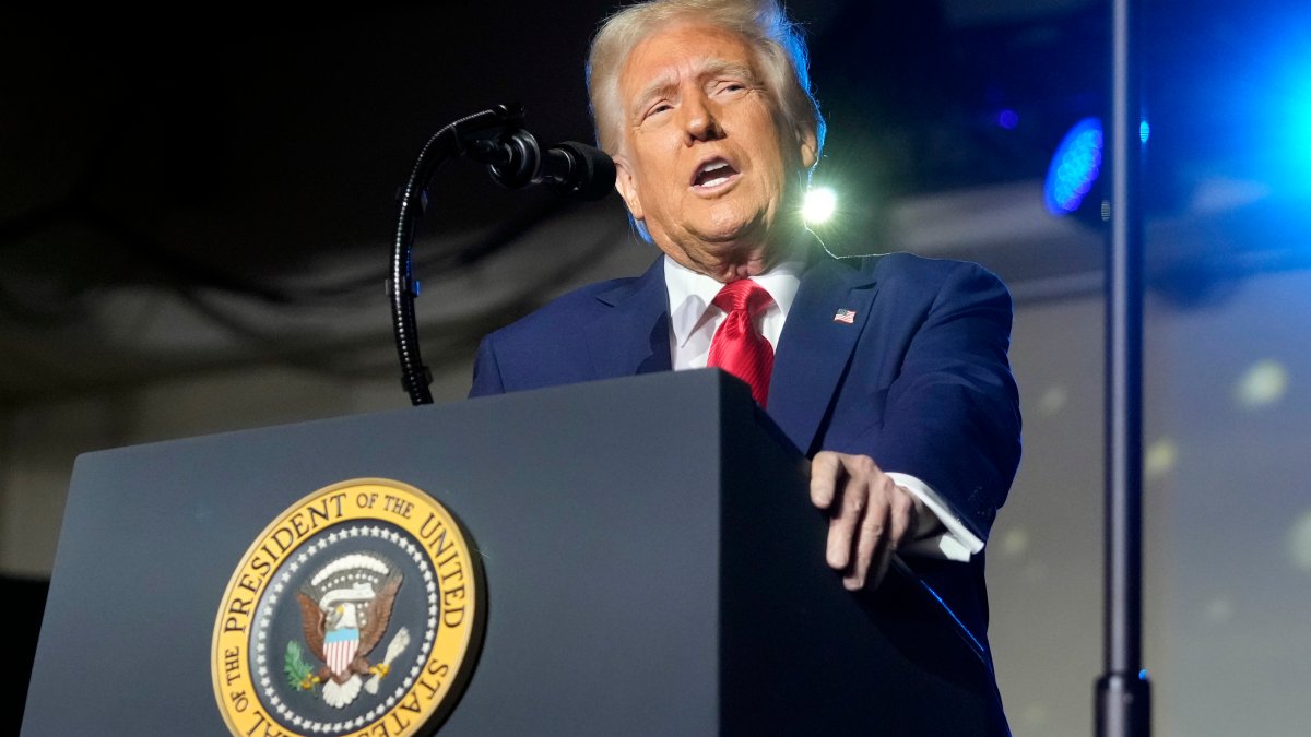 Trump faces first tests of his presidency in Florida primary elections ...