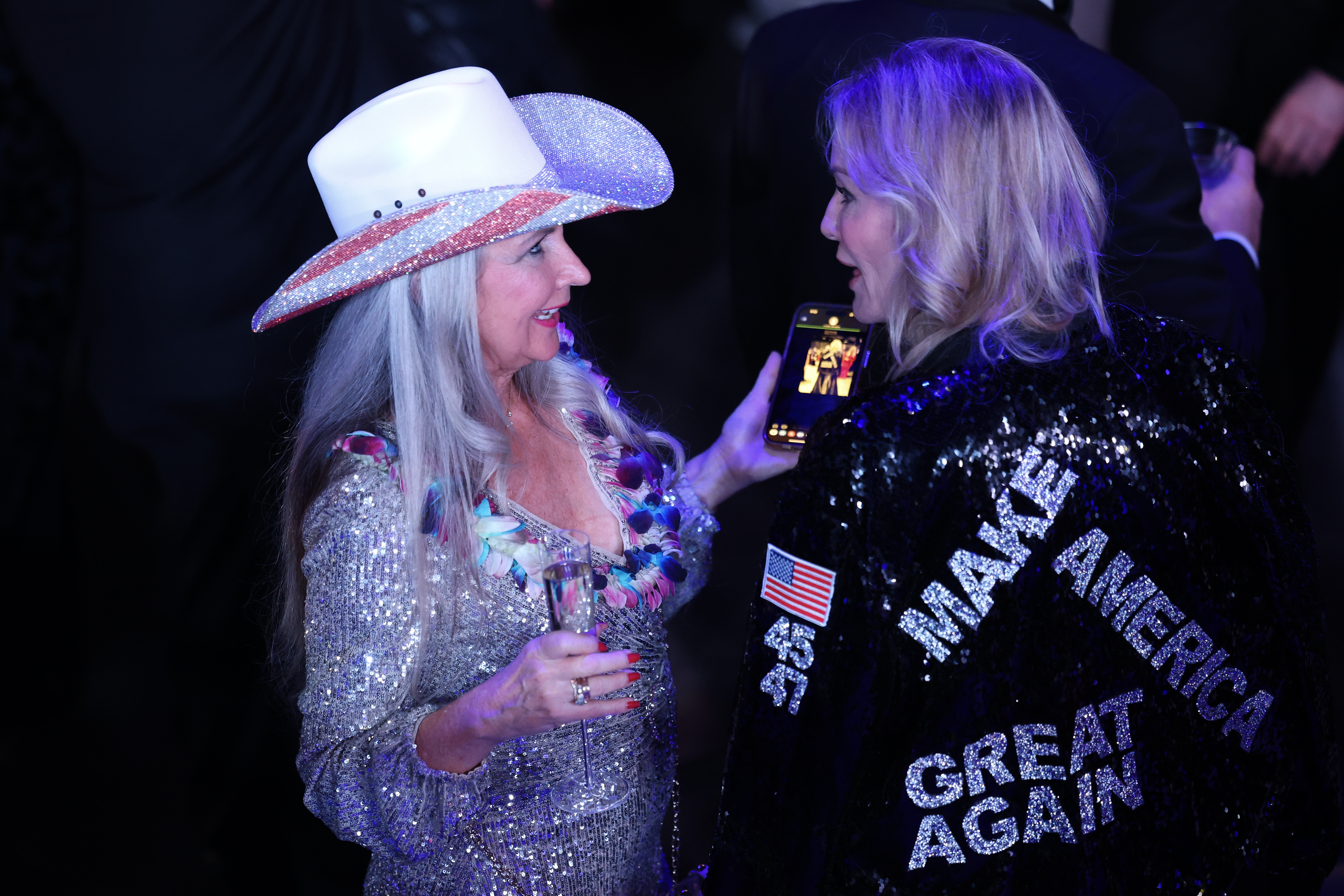 Inagural balls photos show Trump, celebrities on Inauguration Day – NBC ...