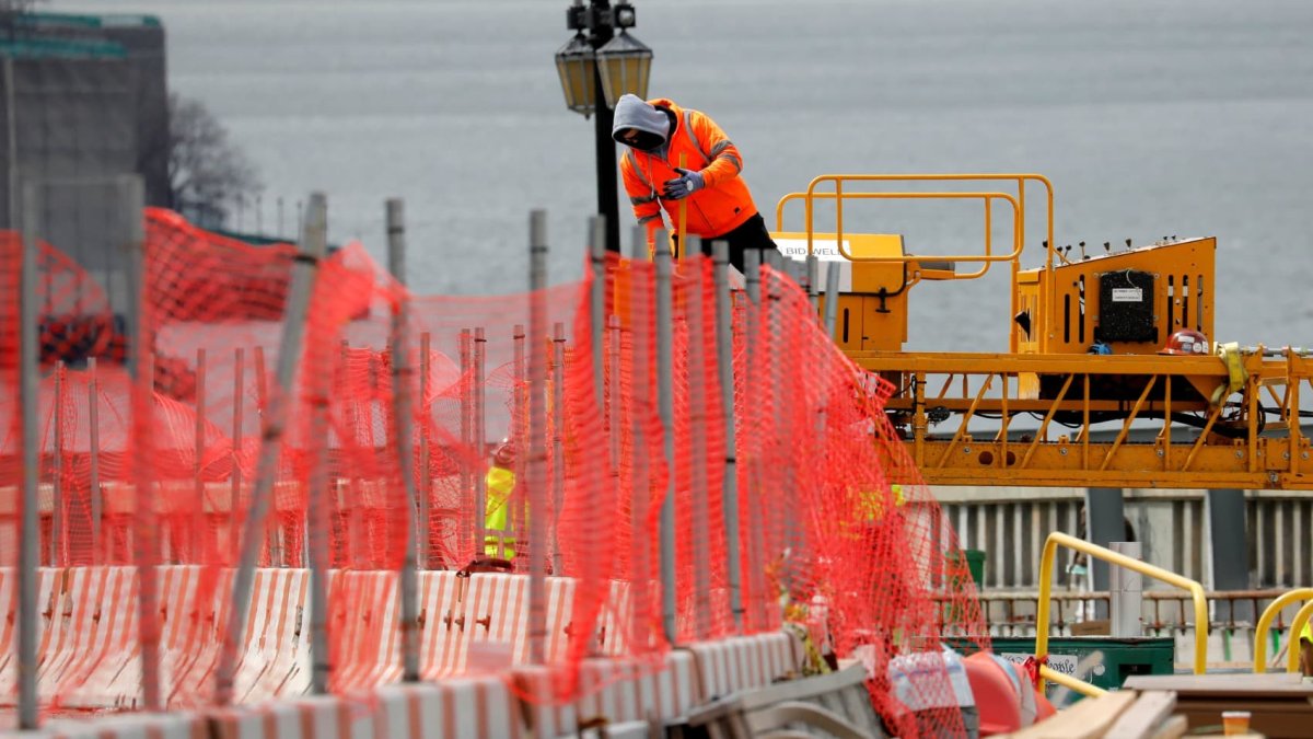 From bridges to oil refineries and defense, robots fix on aging U.S ...