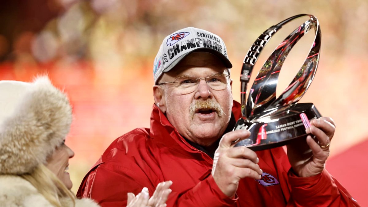Chiefs coach Andy Reid still drives a car his dad bought for $25 after ...