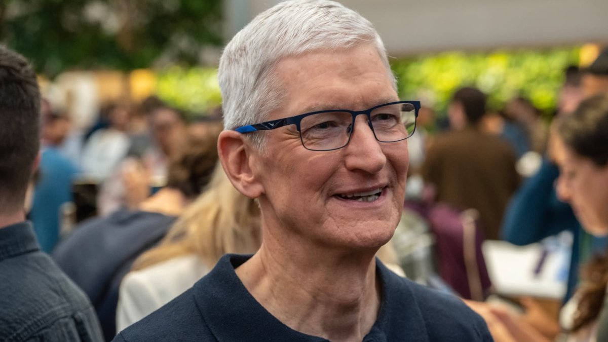 Apple unveils cheaper iPhone 16e powerful enough to run AI – NBC New York