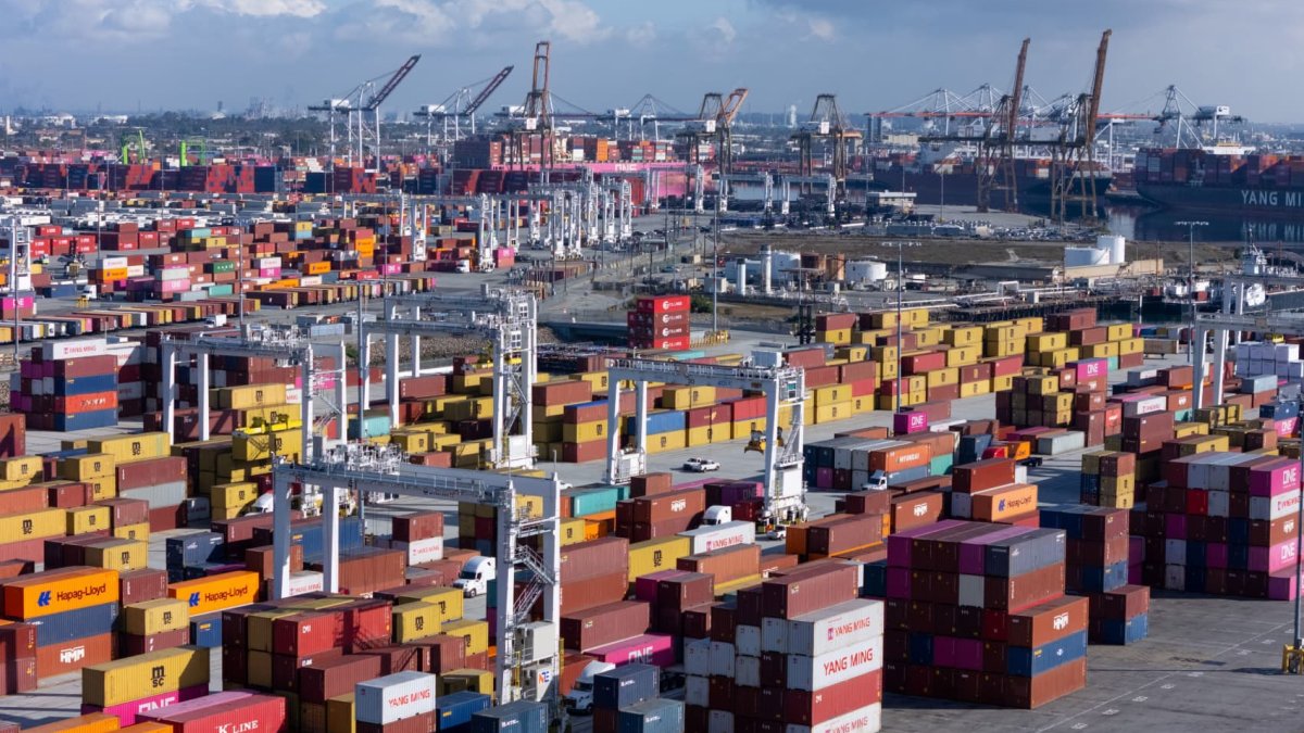 Tariffs: How they work, who pays for them and why Trump loves them ...