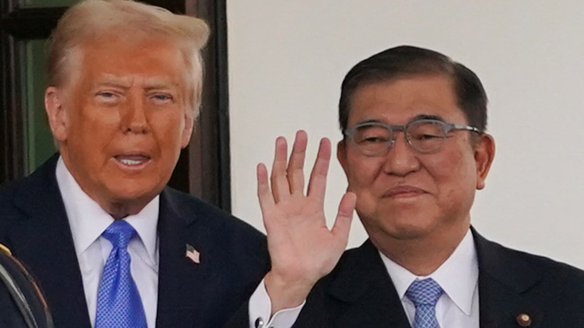 Watch live: Trump and Japanese prime minister hold press conference ...