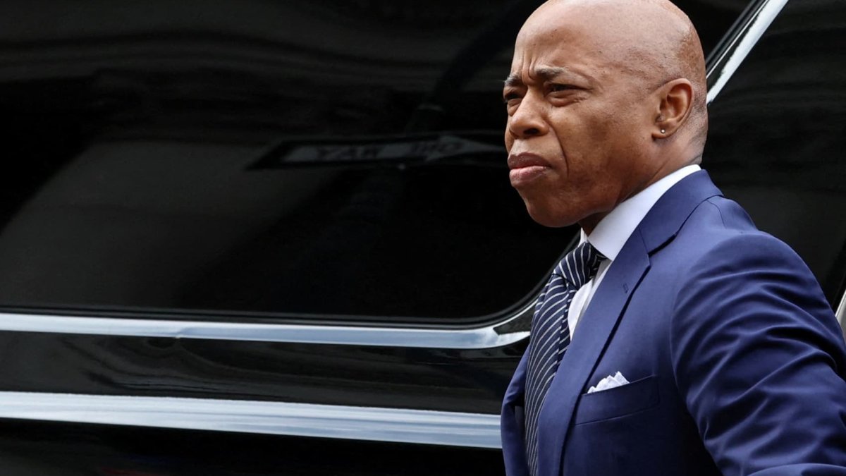 Judge questions DOJ over Eric Adams case dismissal request, reserves ...