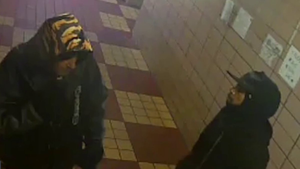 87-year-old man beaten and robbed in violent Bronx home invasion – NBC ...