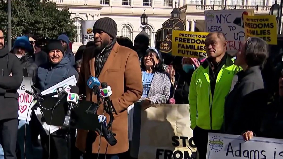 Mayor Eric Adams facing growing pressure to resign – NBC New York