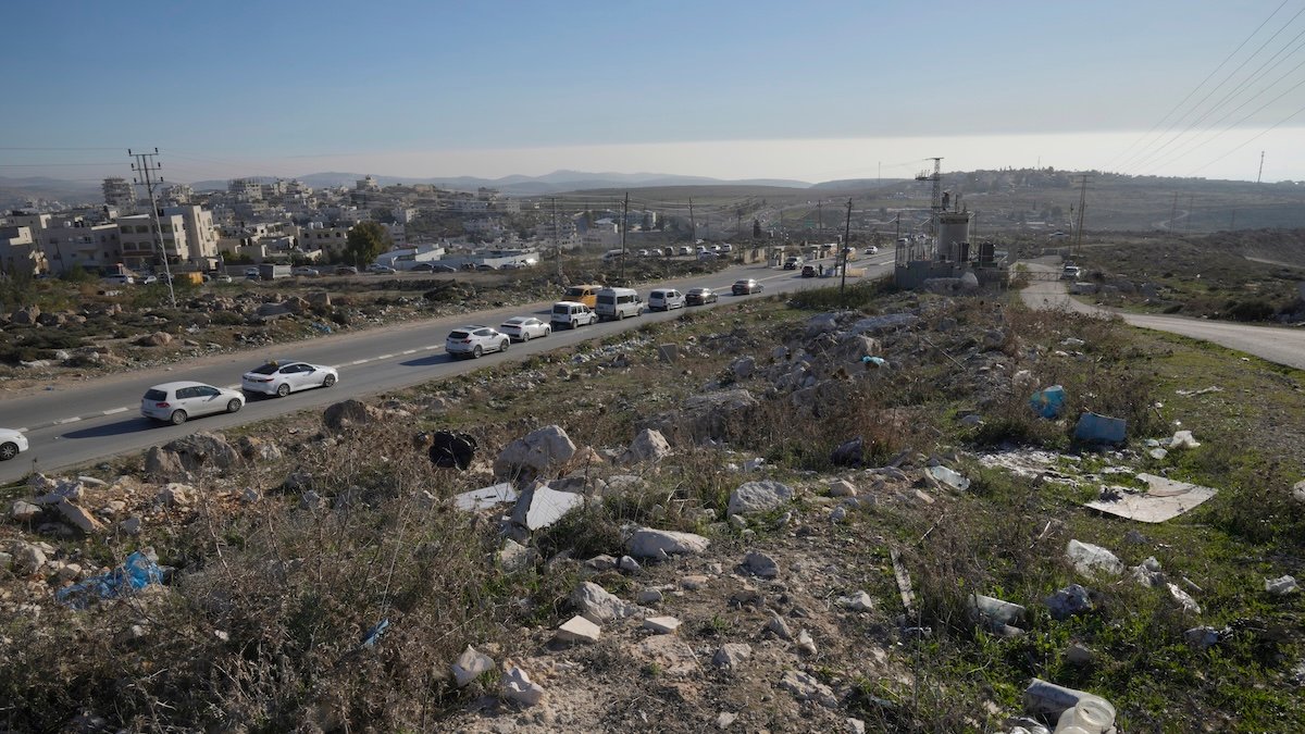 More Israeli checkpoints are slicing up the West Bank – NBC New York