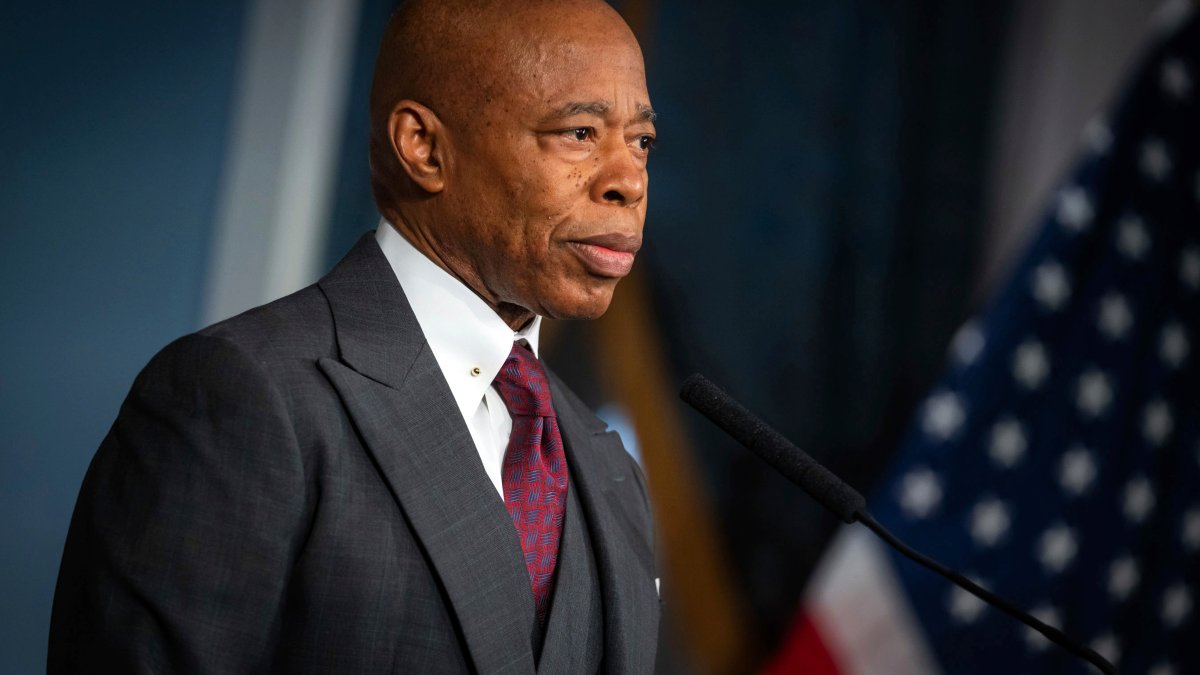 Can local prosecutors revive corruption case against NYC Mayor Eric ...