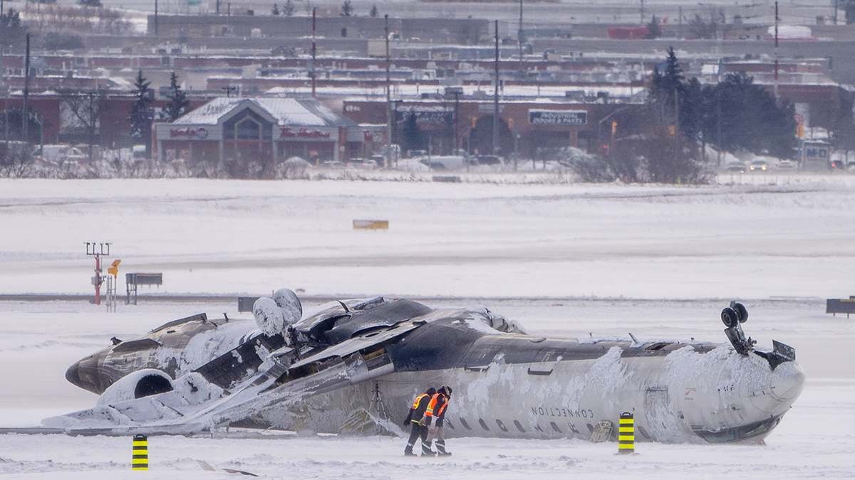 Delta offering $30,000 to passengers who were on plane that crash ...