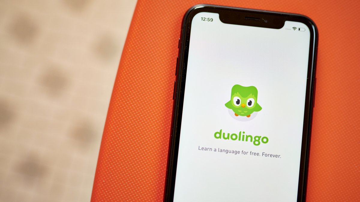 Duolingo announces death of its owl mascot, Duo – NBC New York