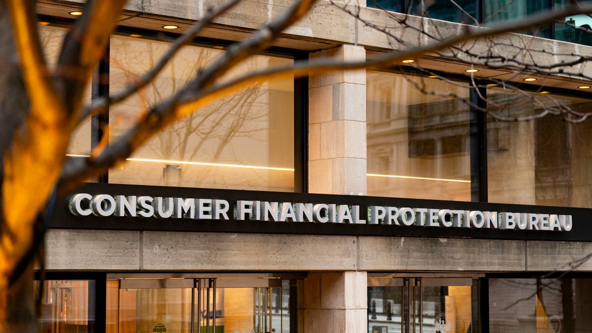 Trump official orders consumer protection agency to stop work – NBC New ...